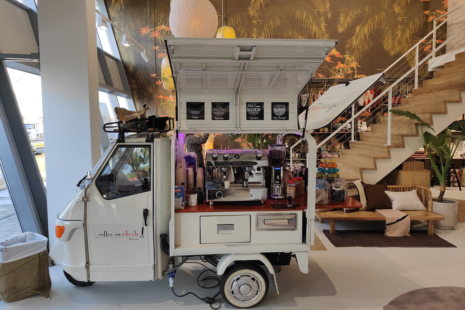 Piaggio Ape - Coffee on Wheels